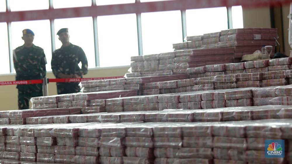 Wow! Kejagung Sita Triliunan Rupiah dari Dua Konglomerat!